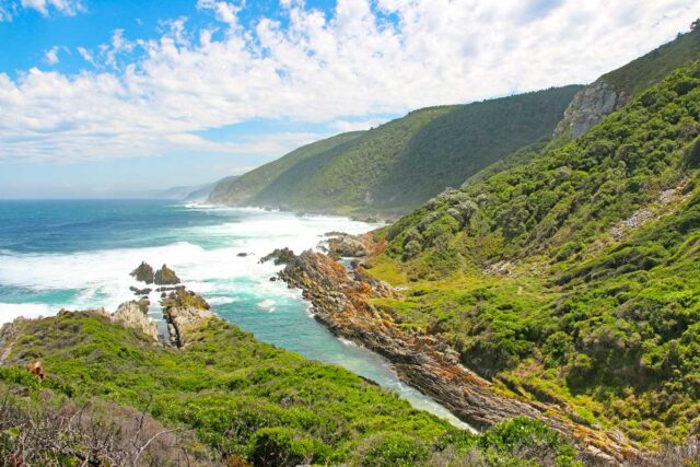 The Otter Trail hike - our detailed guide - STINGY NOMADS