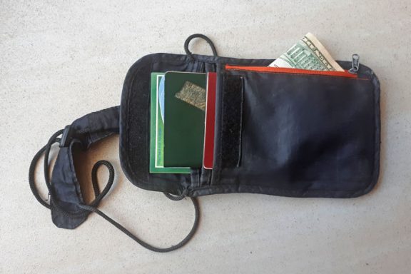 The Complete Backpacking Packing List (2024 update) - STINGY NOMADS