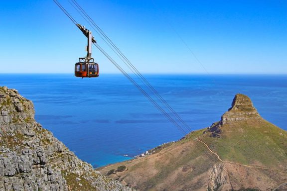 Table Mountain hiking trails - 6 amazing routes - STINGY NOMADS