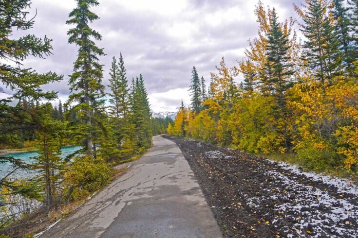 Hiking Banff National Park, Canada - the Ultimate Guide - STINGY NOMADS