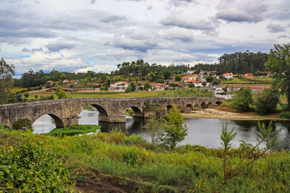The Coastal vs Central Route of the Portuguese Camino - STINGY NOMADS