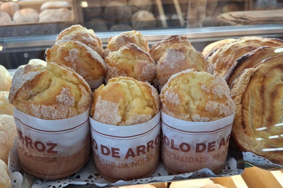 How to Order Coffee in Portugal - STINGY NOMADS